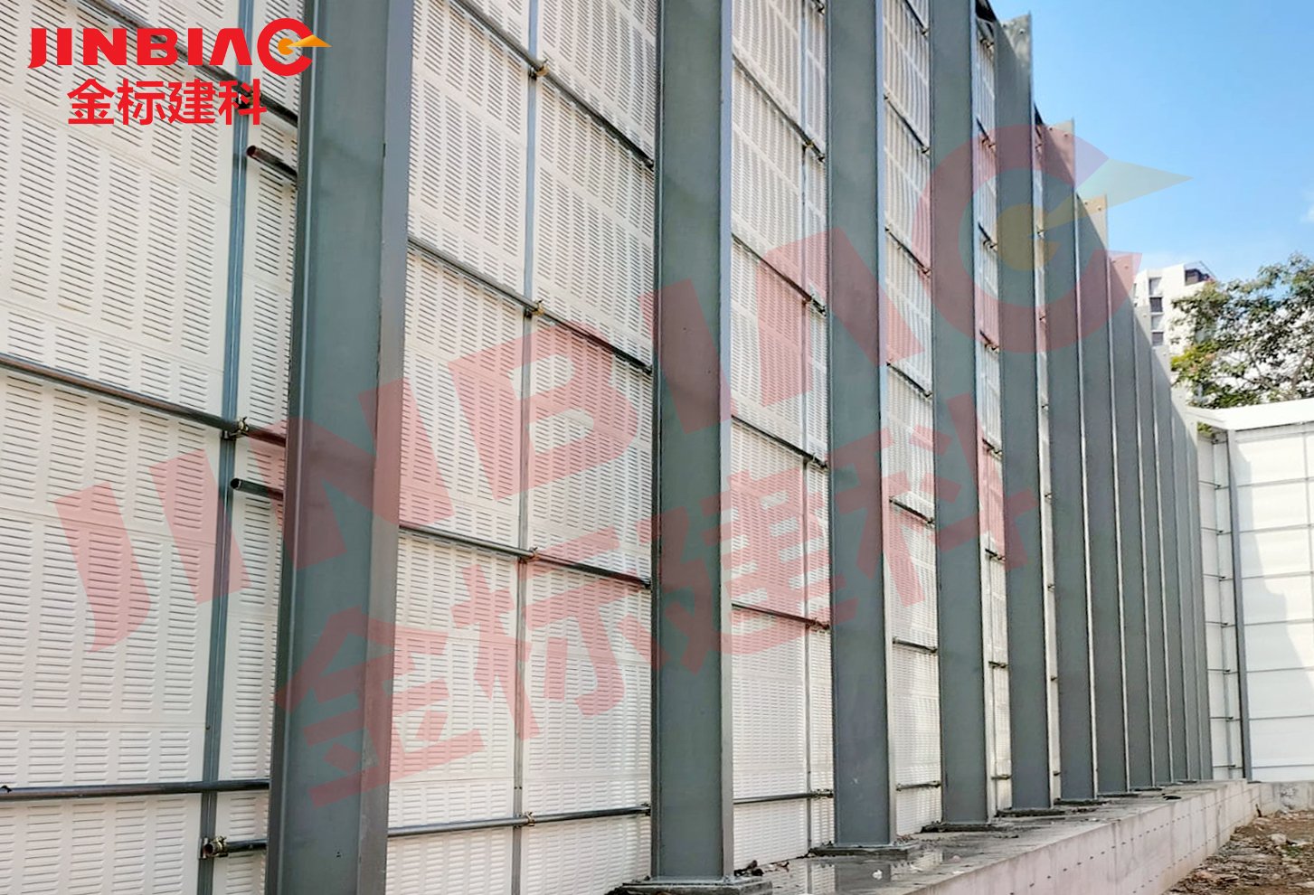 SOUND BARRIERS FOR INDUSTRIAL FACILITIES: PROTECTING WORKERS AND ...