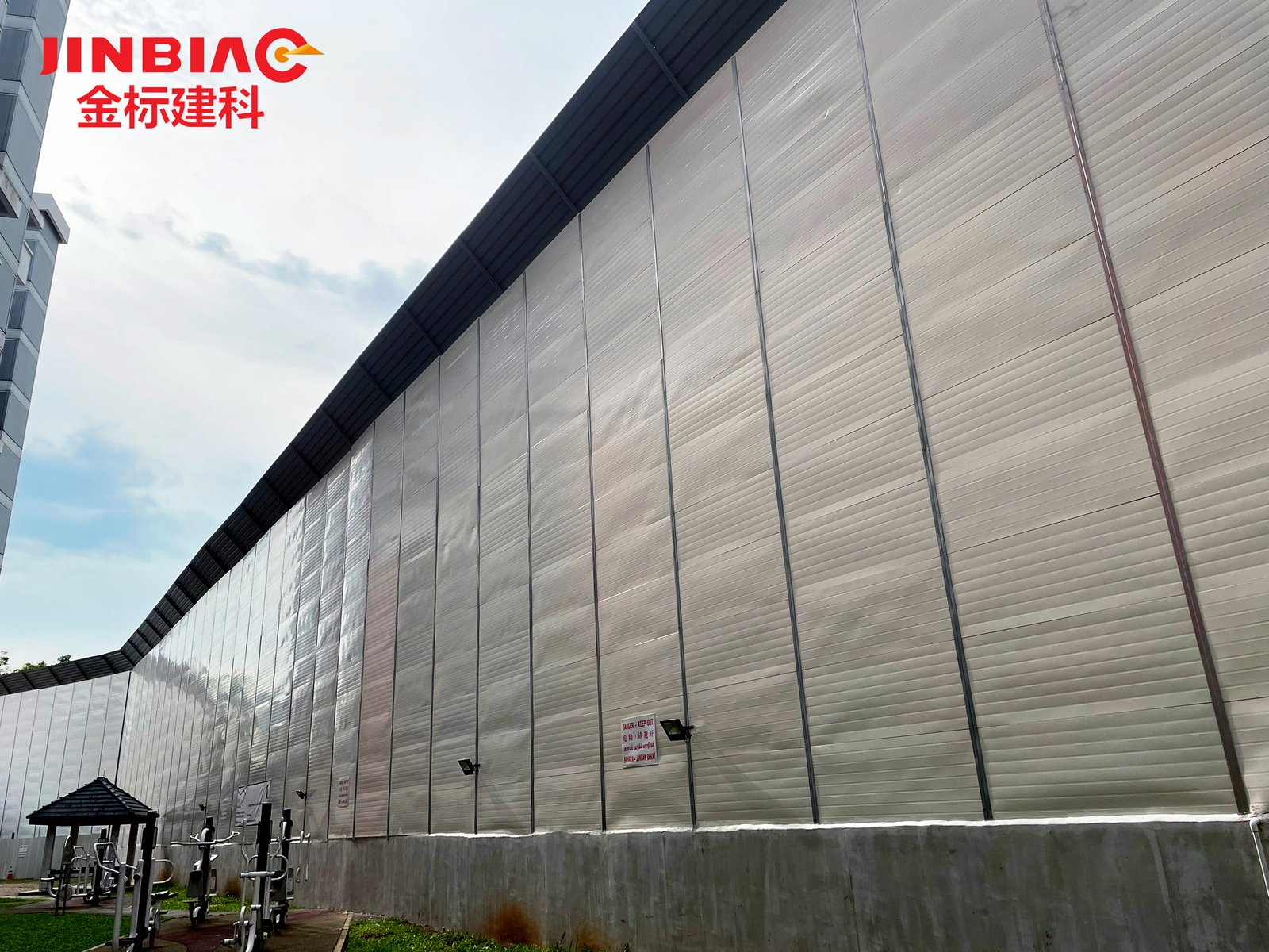 Importance of Noise Barriers in Singapore Commercial Areas - Noise ...