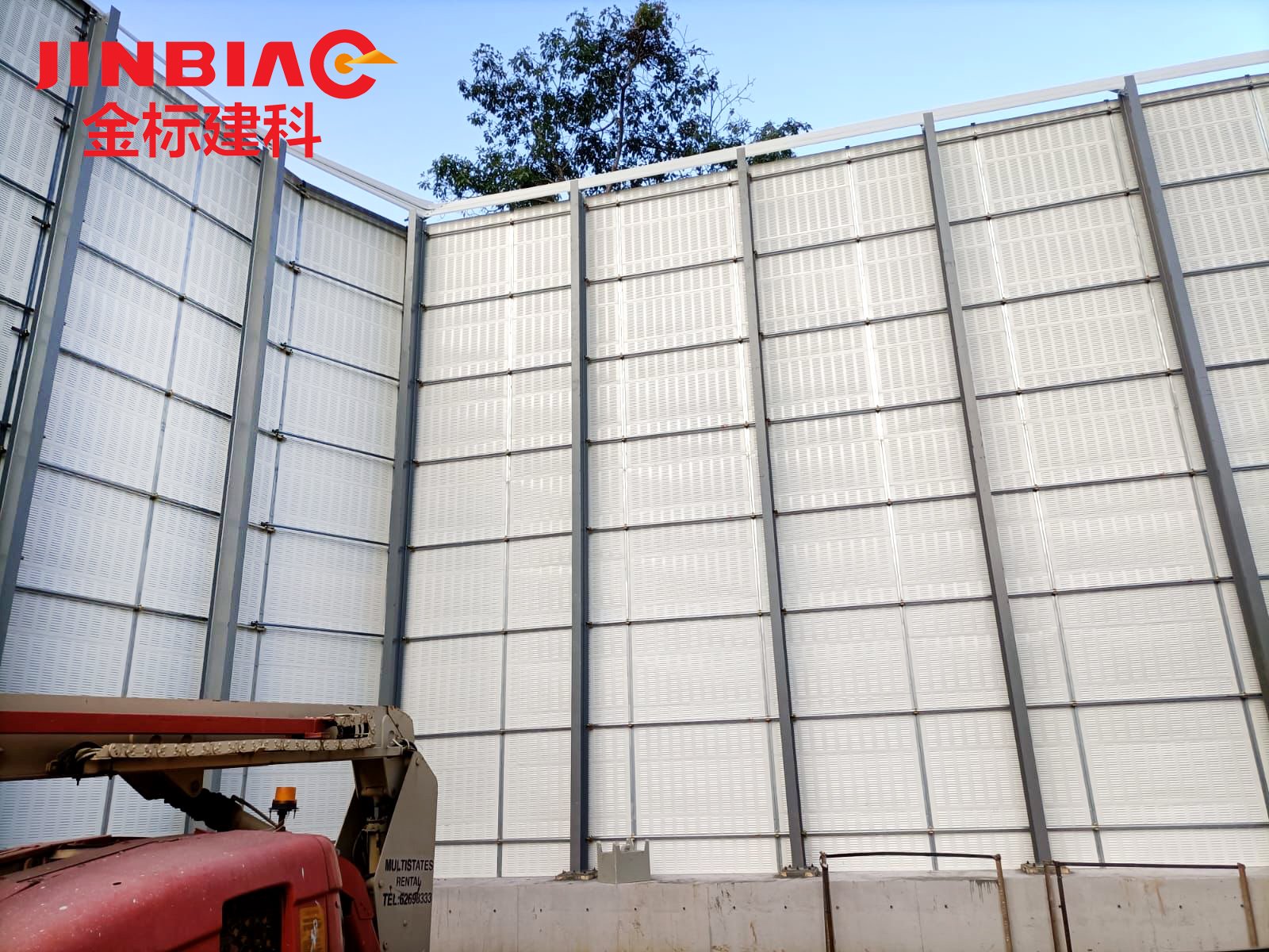 Use of Noise Barriers in Construction Areas in Singapore